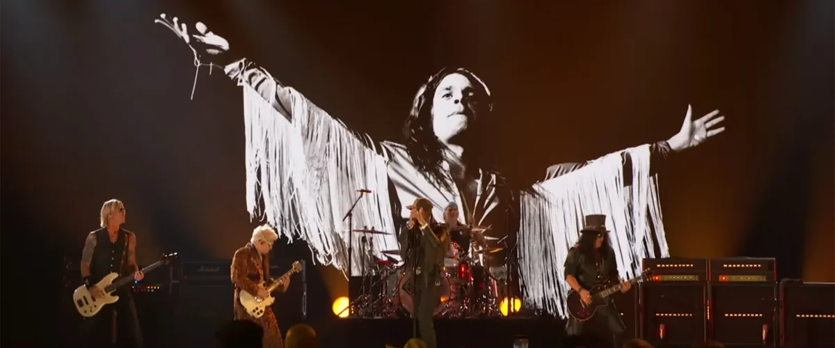 Official Footage Of Post Malone, Guns N' Roses, Etc. Paying Tribute To ...