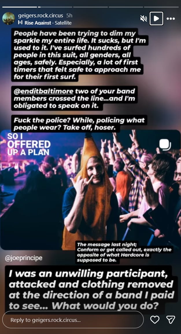 End It Called On The Audience To Tear Apart The Banana Costume Of A Fan ...